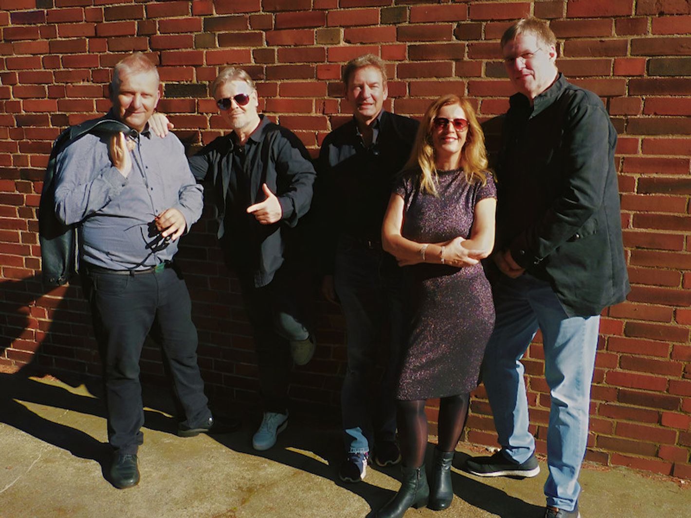 Barnes Light - Acoustic Music Berlin - live - Pop + Rock