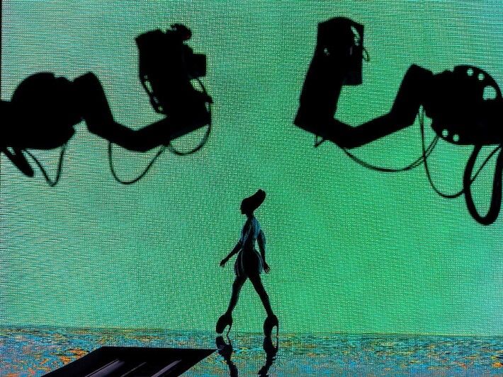 Ausstellungsführung (DE) - Catwalk: The Art of Fashion Show 01.02.